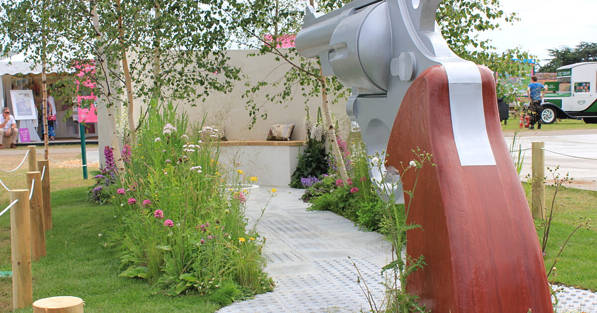 Project case study: Ready… Aim… Flower Garden | CED Stone