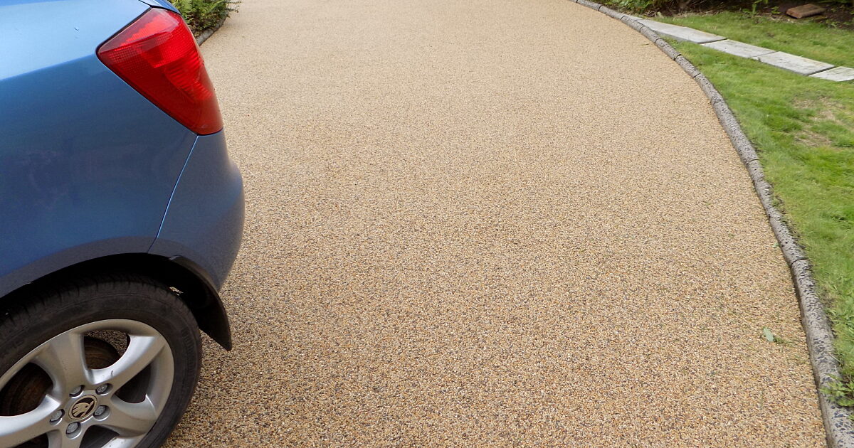 Project case study: Resin Paving - Springtime | CED Stone