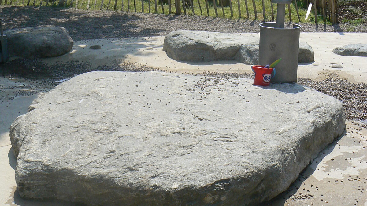 Play Boulders | CED Stone