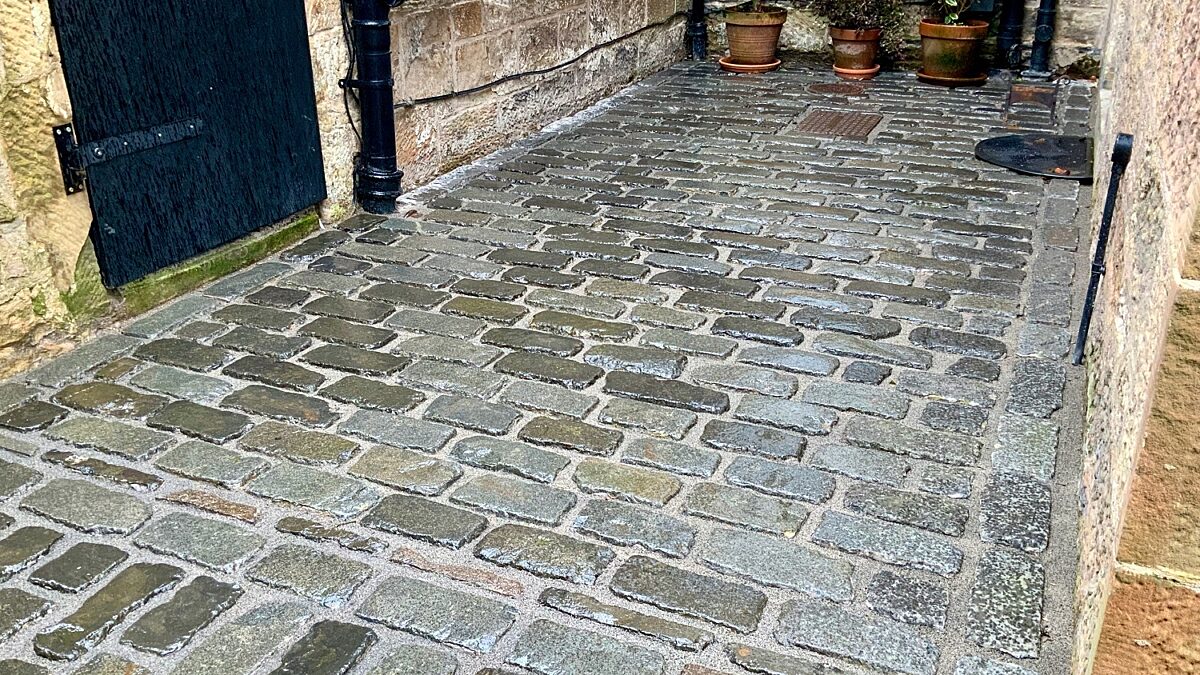 Reclaimed Setts | CED Stone