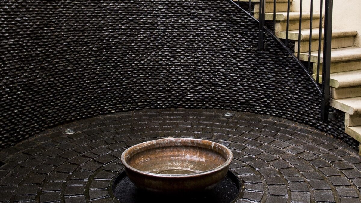 Cropped Setts - Black Basalt | CED Stone