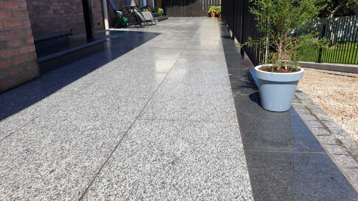 Silver Grey Granite Paving Slabs | Silver Grey Granite… | CED Stone