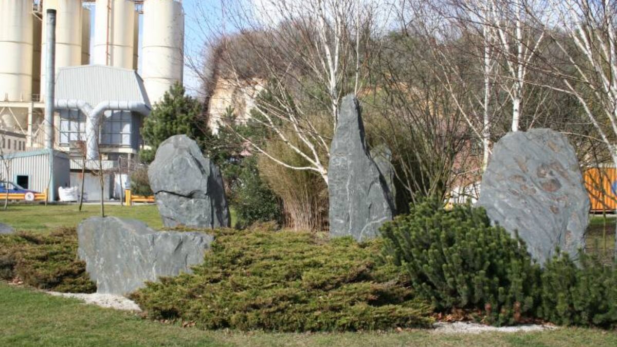 Slate Standing Stone | CED Stone