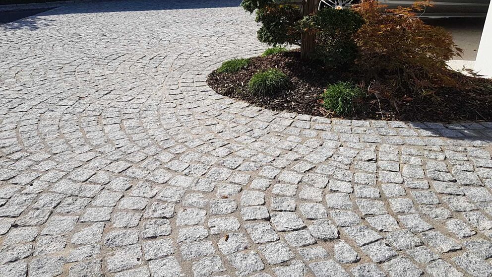Cropped Setts - Silver Grey Granite | CED Stone