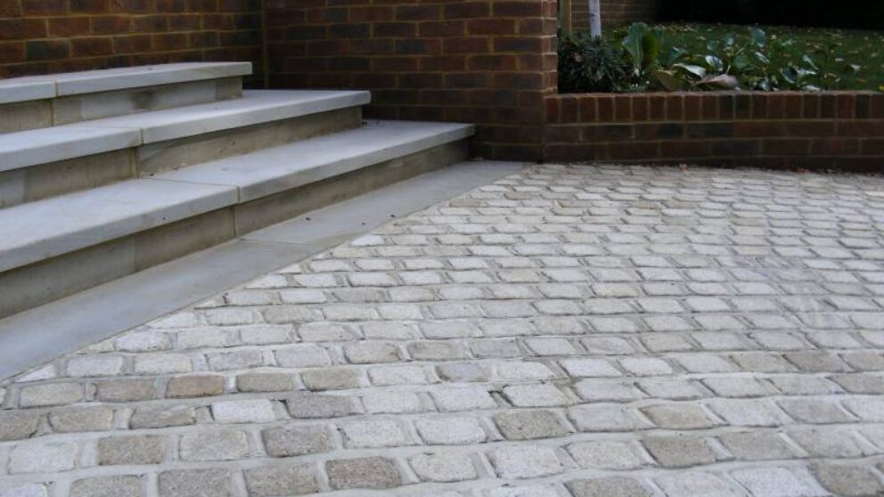 Project case study: Temple Setts - Yellow Granite | CED Stone