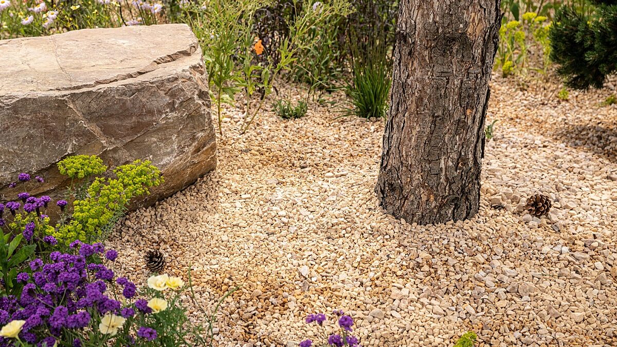 Golden Quartzite Aggregate | CED Stone