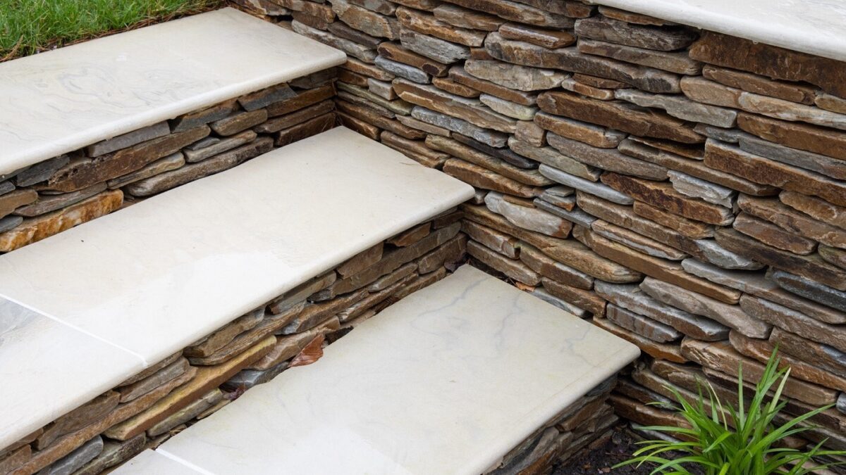 Yellow Paddlestones Case Study | CED Stone