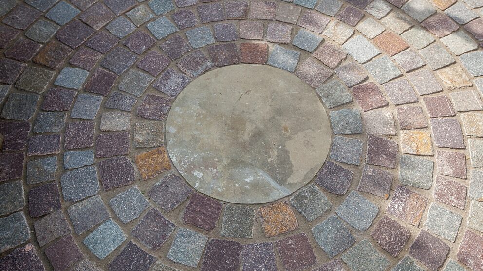 Italian Porphyry Setts | CED Stone